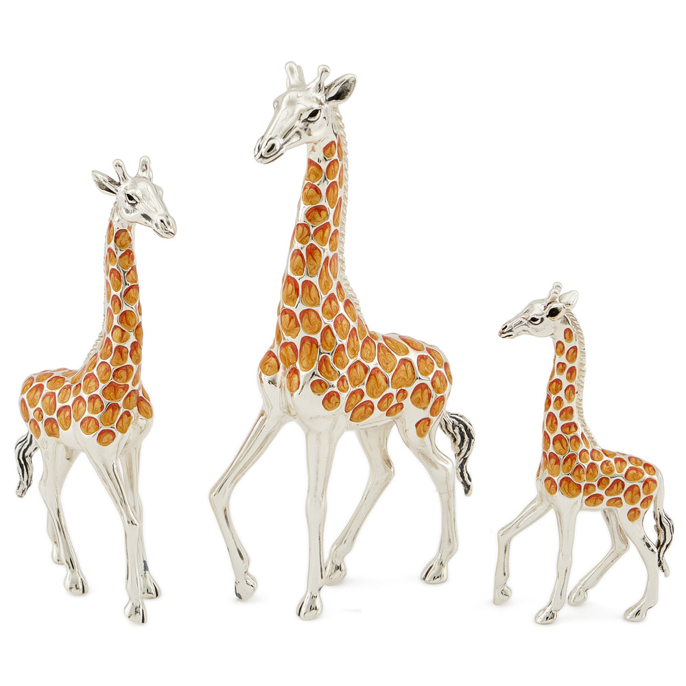 Saturno Silver & Enamelled Giraffe Family – Offord & Sons